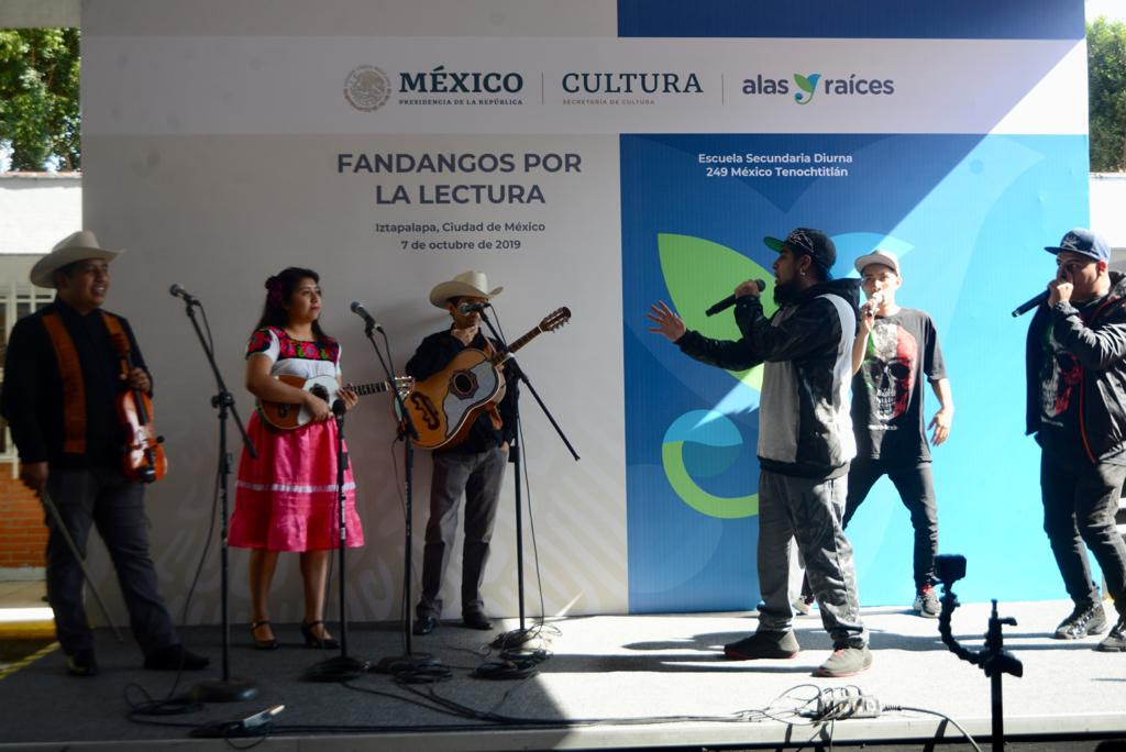 Inician los fandangos por la lectura - Prensa Animal