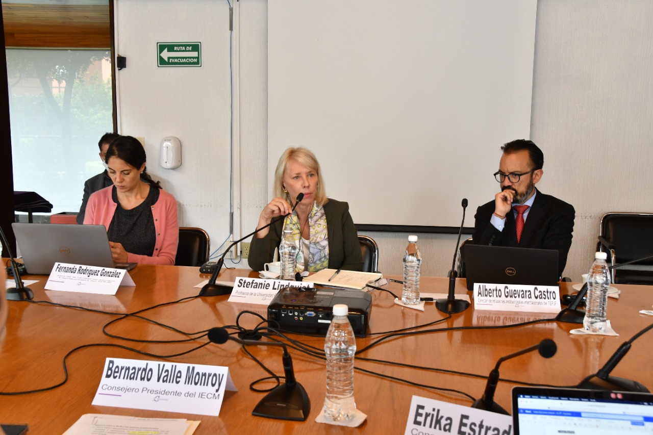 Recibe IECM a Jurista Internacional Stefanie Lindquist - Prensa Animal