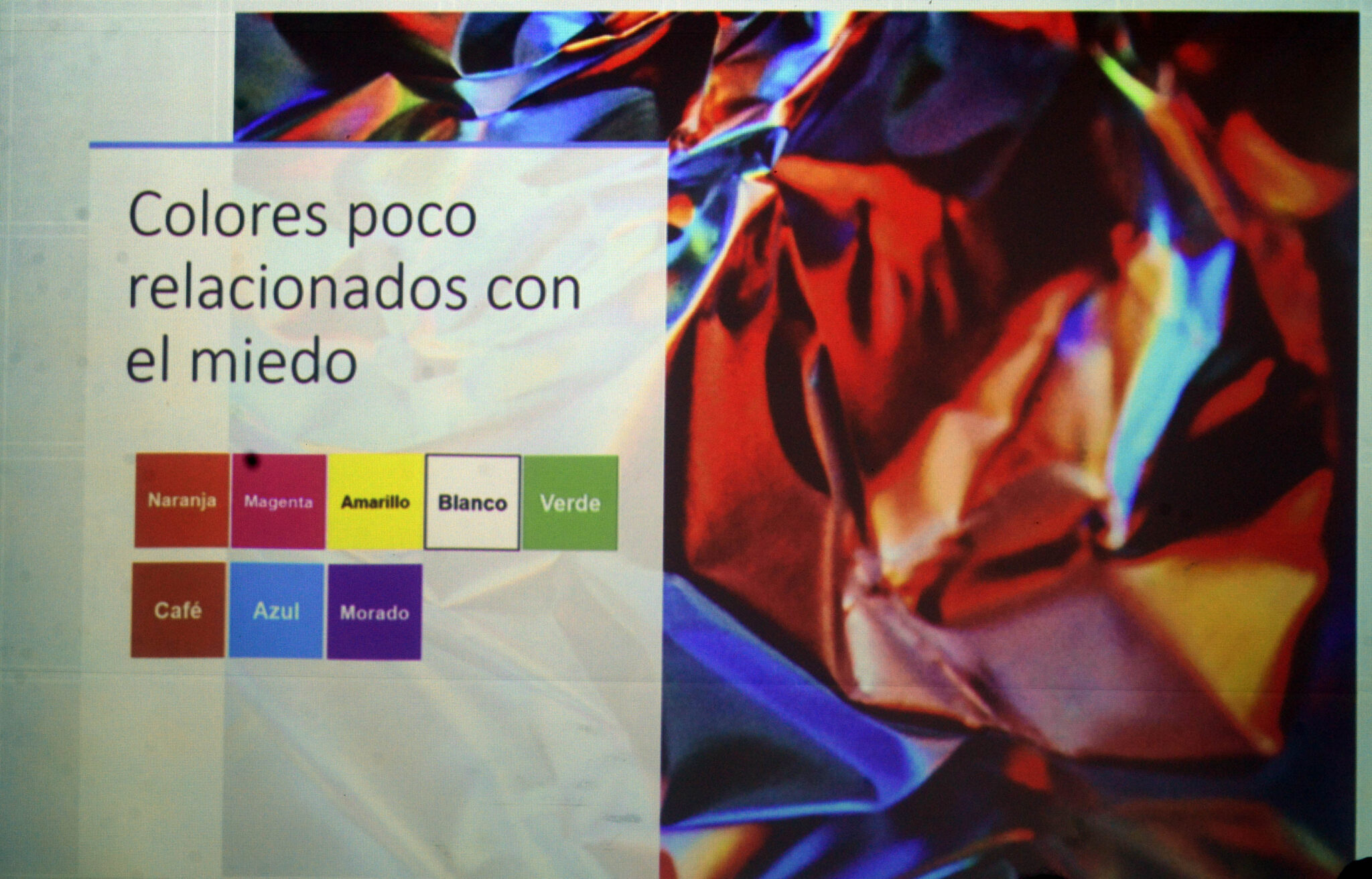 Relacionamos nuestros miedos con los colores - Prensa Animal