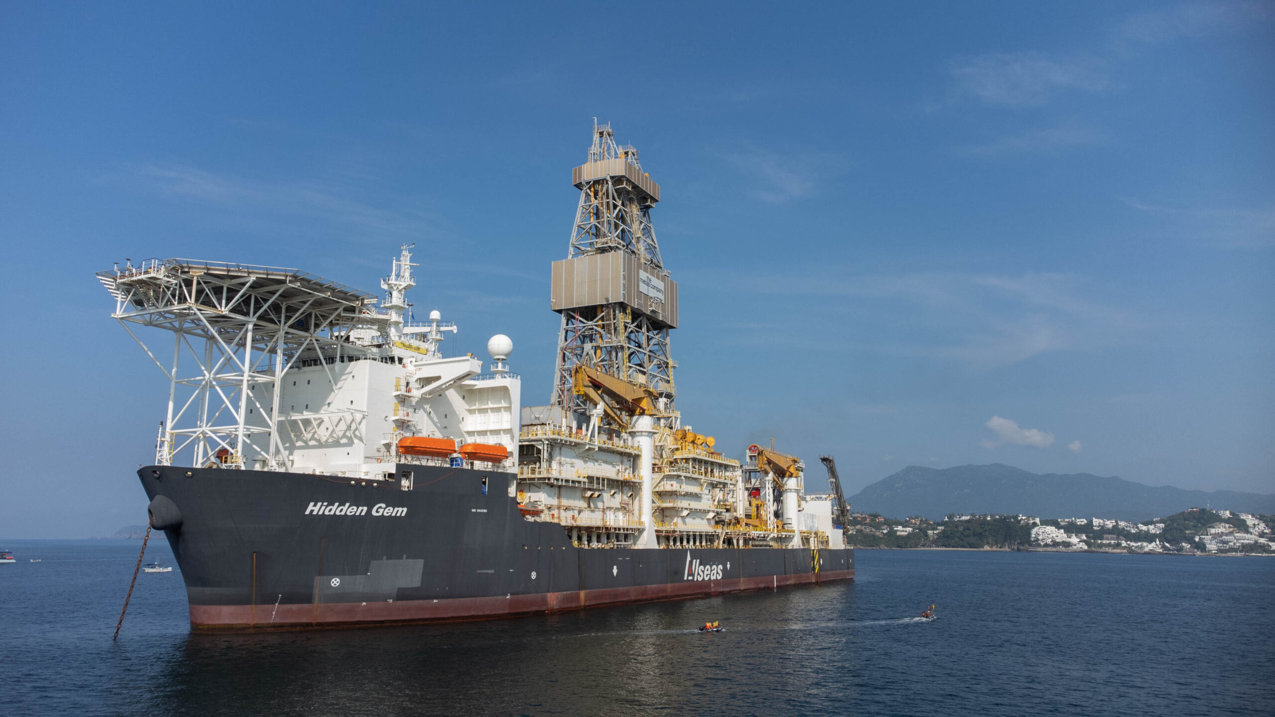 Greenpeace sube al barco minero Hidden Gem - Prensa Animal Greenpeace sube al barco minero Hidden Gem - Prensa Animal