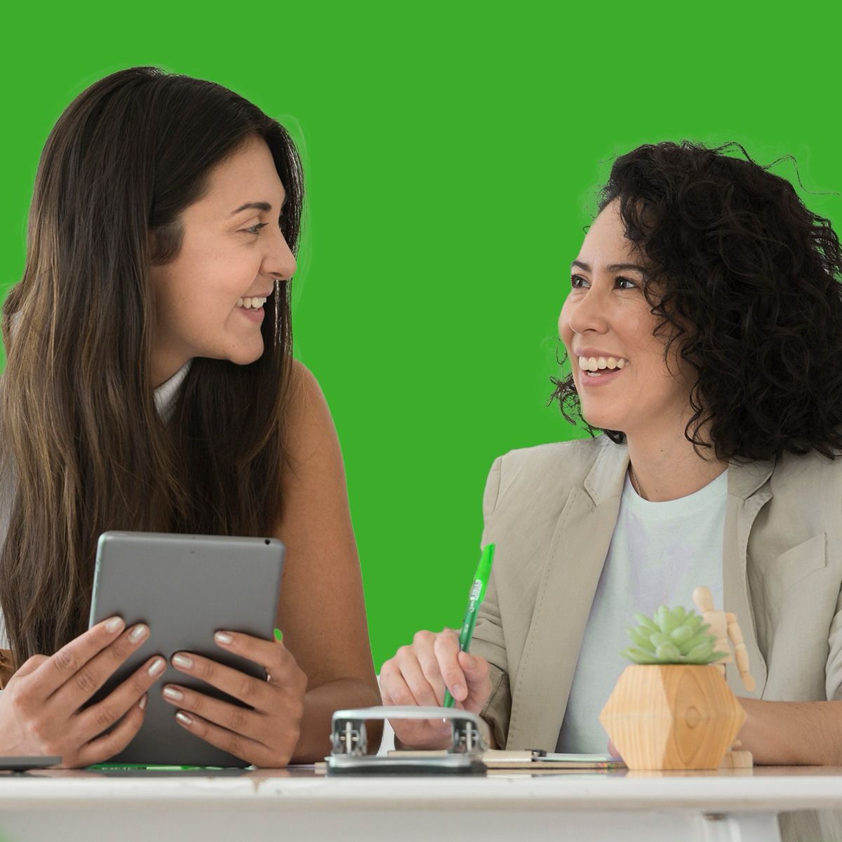 Acciones para ayudar a mujeres a empoderarse - Prensa Animal