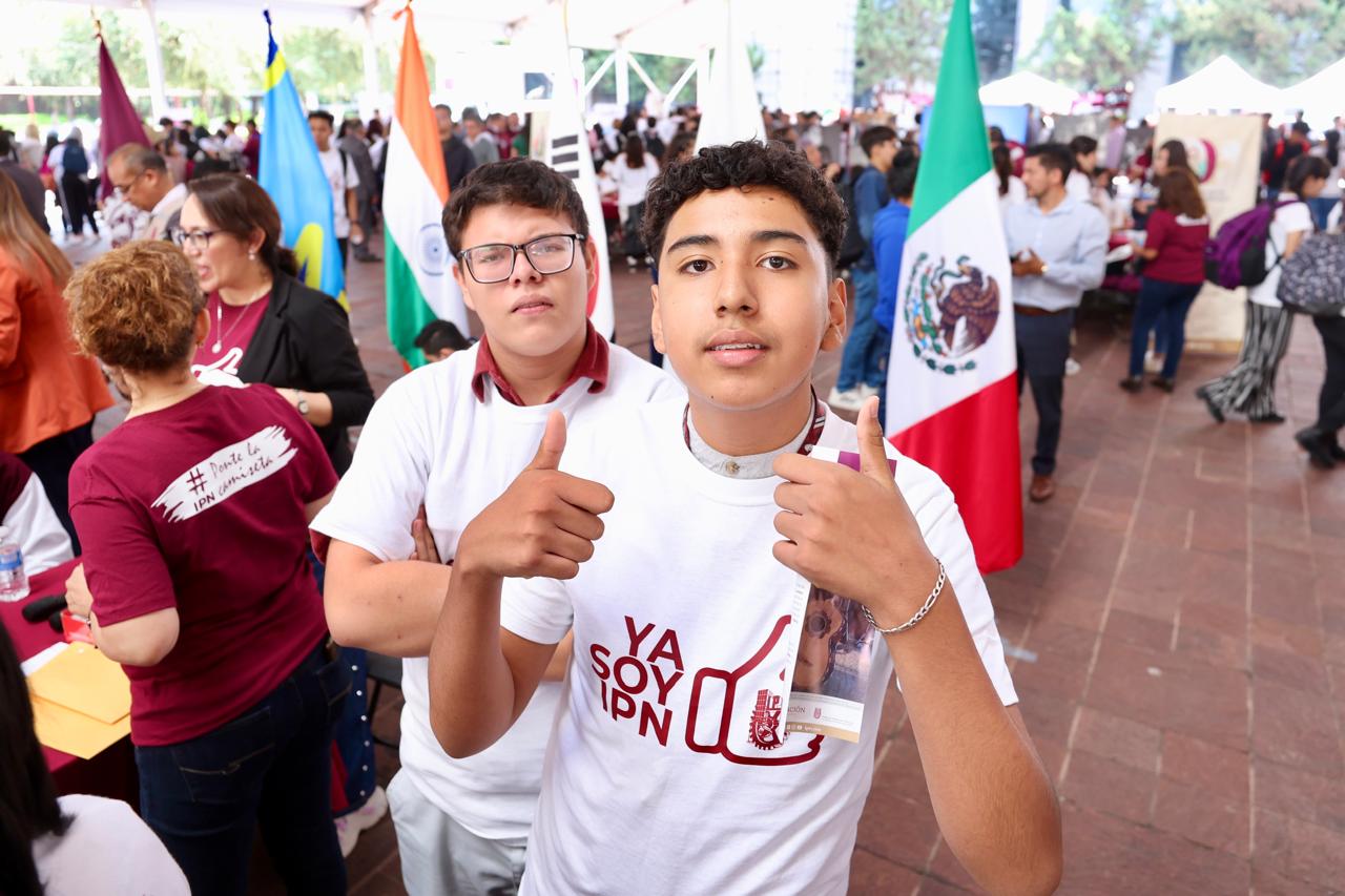 IPN da la bienvenida a 52 mil nuevos estudiantes - Prensa Animal