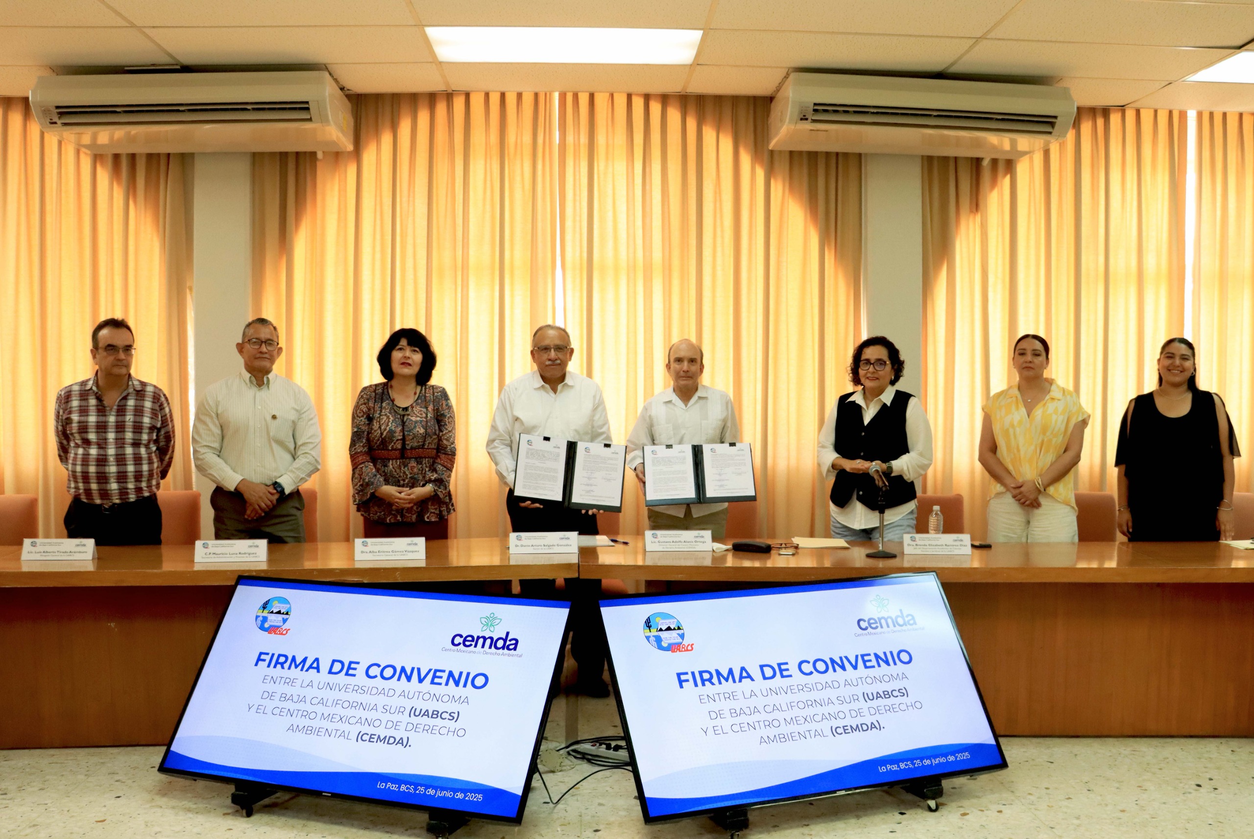 Firman convenio de colaboración UABCS y CEMDA - Prensa Animal