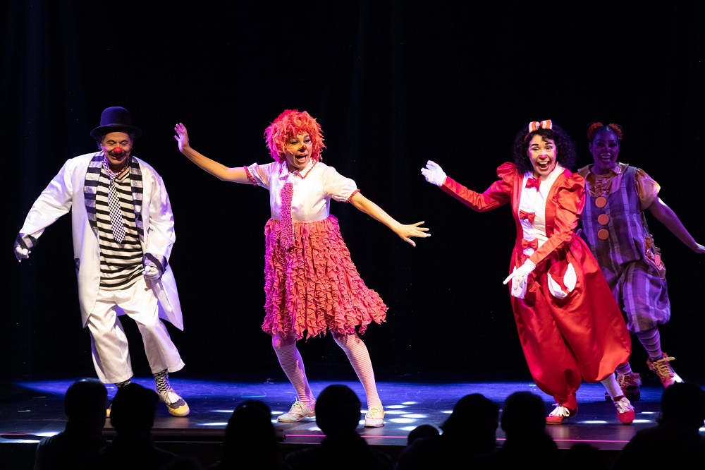 Compañía teatral la Trouppe celebra 45 años de diversión - Prensa Animal